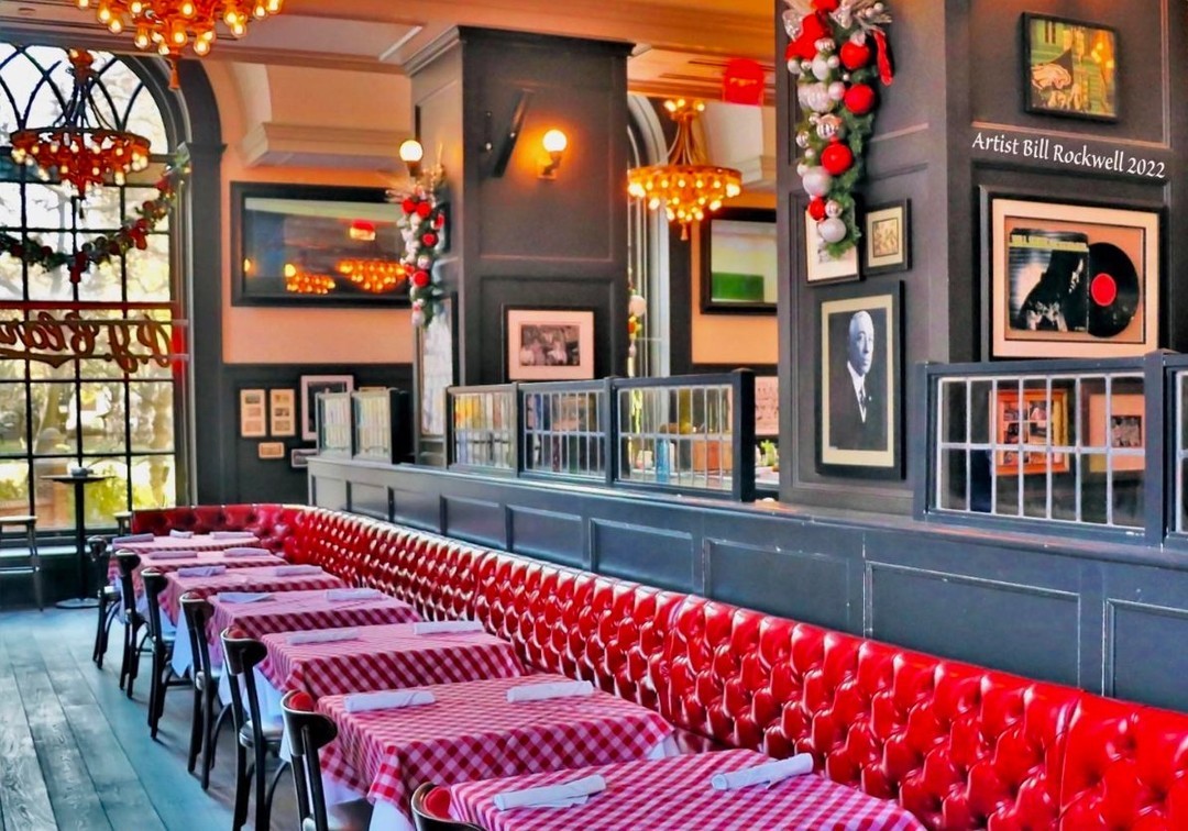 P.J. Clarke's Celebrates Five Years in Philly with New Menu - Philly Grub